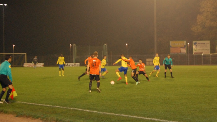 Le SAS Football perd 2 points en 2 minutes à Marseille - 100% Vosges