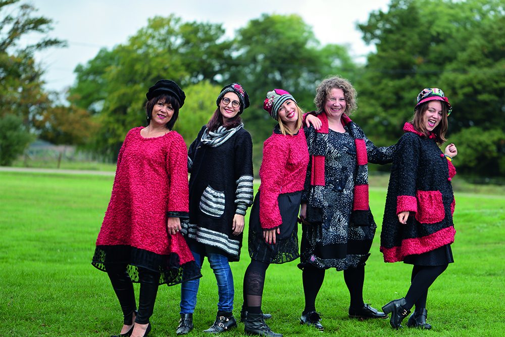 Cousu de Fil rouge : les métiers d’art tissent des liens à Capavenir ...