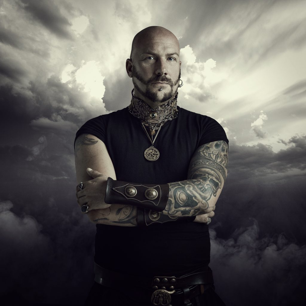 Luc Arbogast : un musicien, libertaire et médiéviste en concert à ...