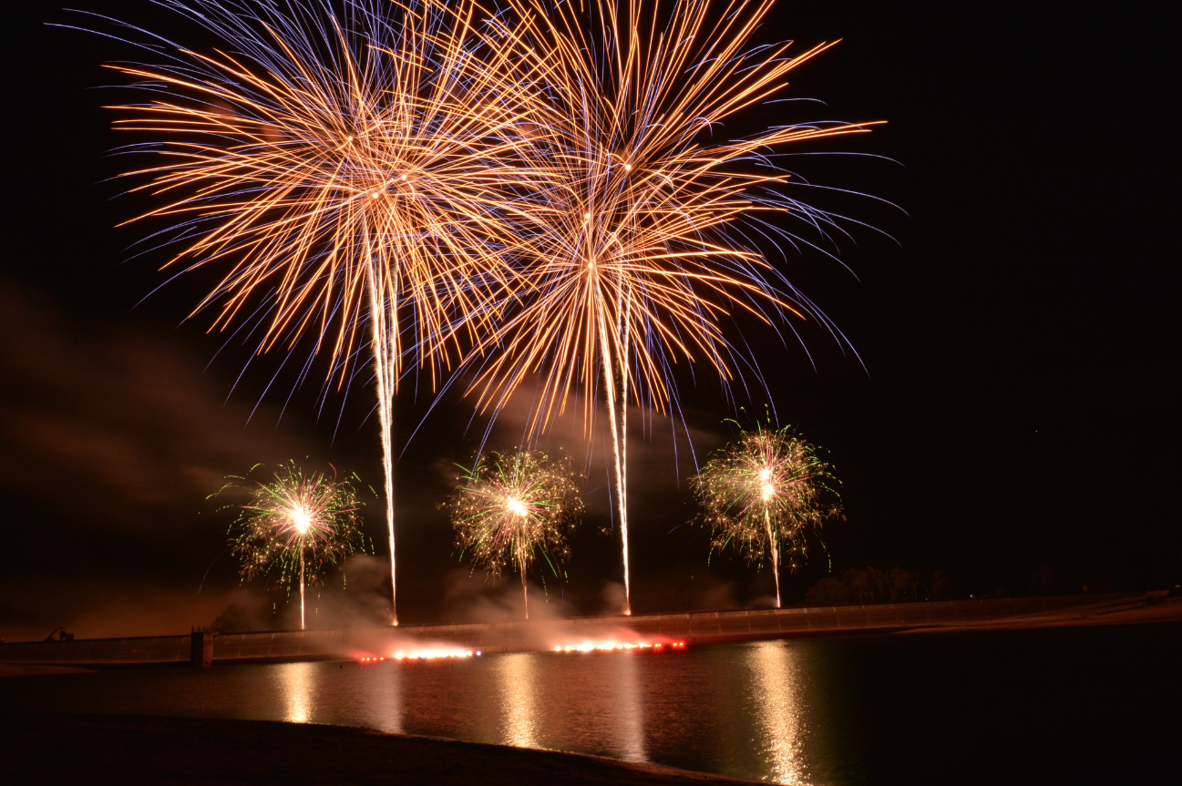 Feux d'artifice : Le Lac de Bouzey va briller de mille feux ! - 100% Vosges