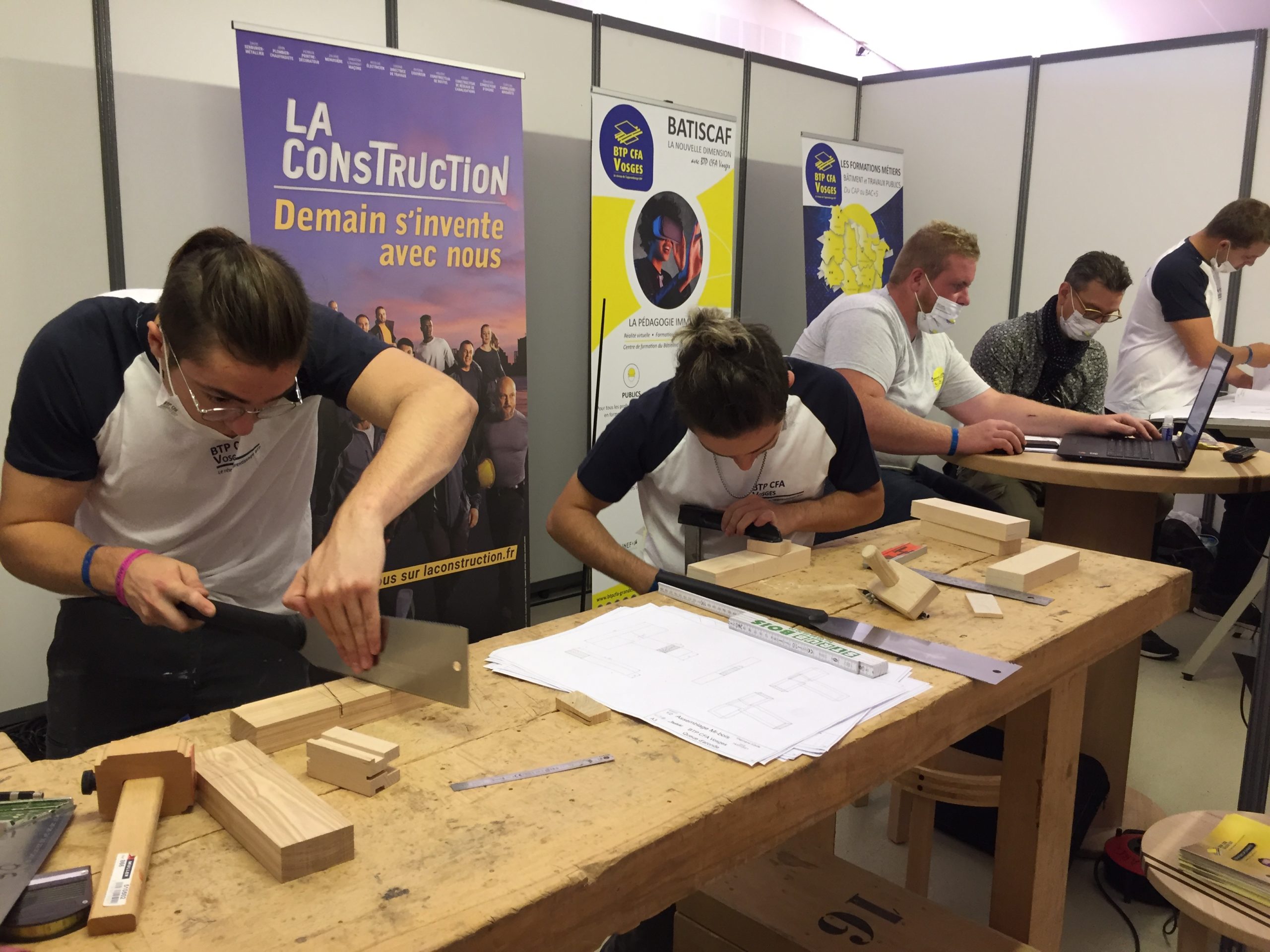 Formations, stages, alternances, CDI, CDD : venez préparer votre avenir au Salon Habitat et Bois ...