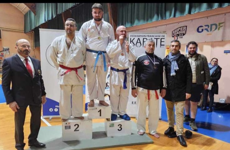 Karaté : près de 15 ans après son dernier combat, Arthur Panot ...