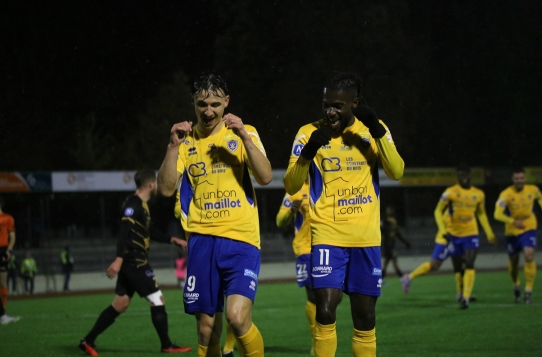 Football : Un nouvel attaquant rejoint le SAS Épinal ! - 100% Vosges
